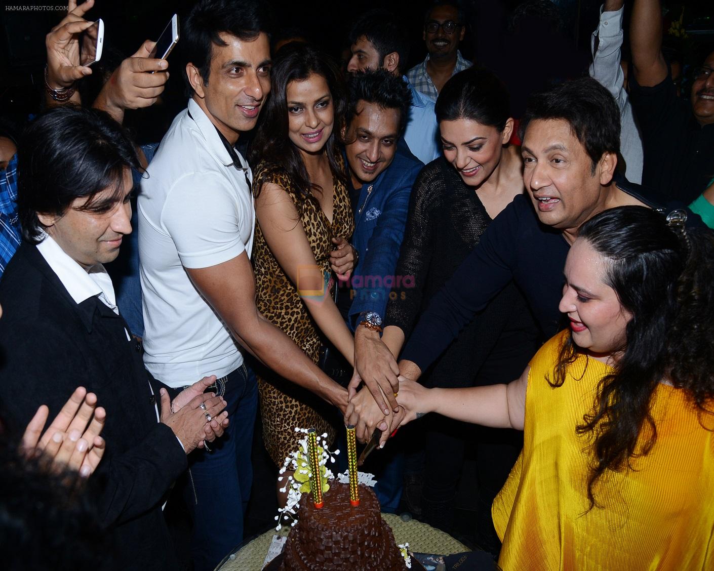 Sonu Sood, Sushmita Sen, Shekhar Suman at Pankita Sardani and Arun Sheshkumar's bash on 31st ...